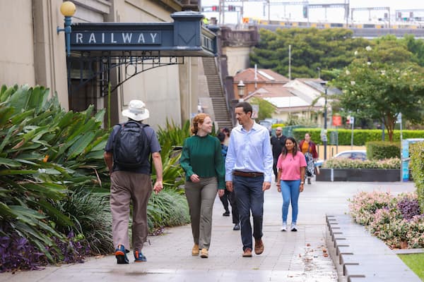 Safe people | Towards Zero Collaboration Hub